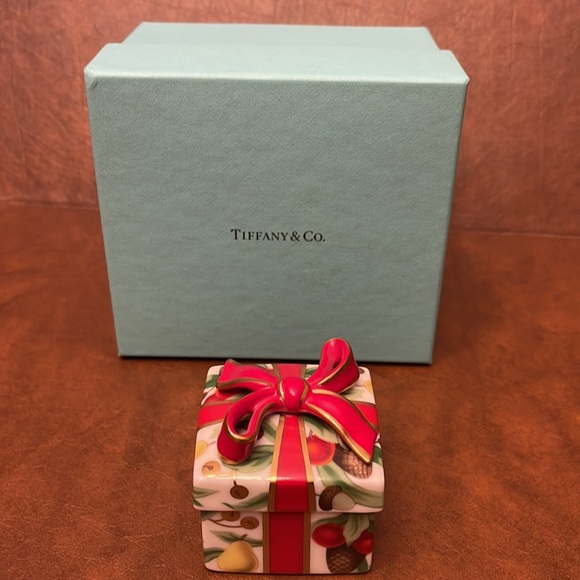 Tiffany & Co. | Holiday | Tiffany Co Christmas Trinket Box | Poshmark